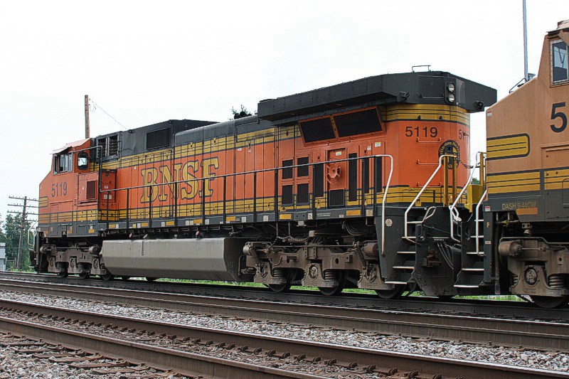 BNSF 5119